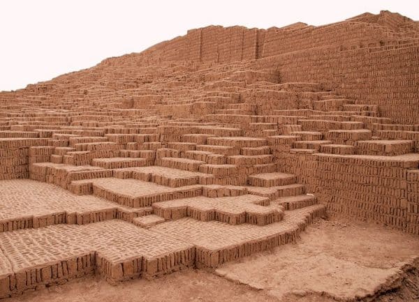 La Huaca Pucllana, Miraflores Lima - Peru